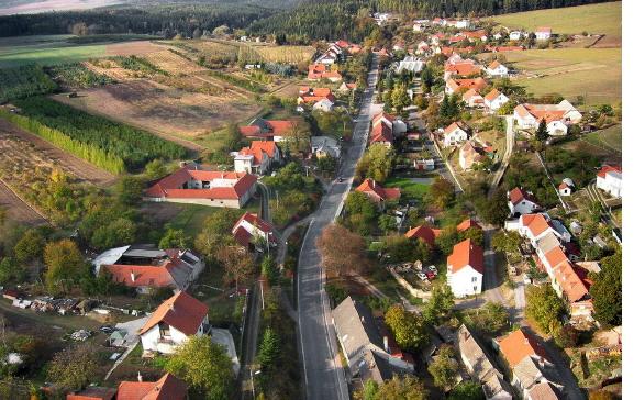 Obec Lipovec | Kotvrdovice - Rozpuštěný a vypuštěný - Divadlo srdcem ...